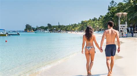 Paradise Beach Hotel Updated 2026 Prices And Resort Reviews Roatan Bay Islands Honduras