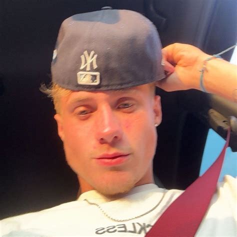 William West Milkywillyy Snapchat Stories Spotlight And Lenses