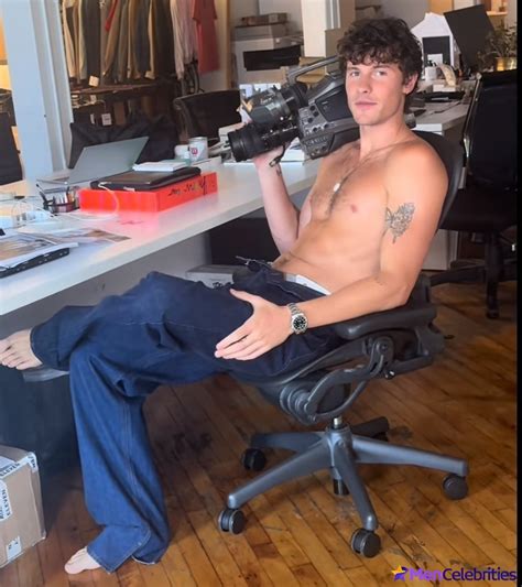 Shawn Mendes Opens Up About His Sexuality Naked Male Celebrities