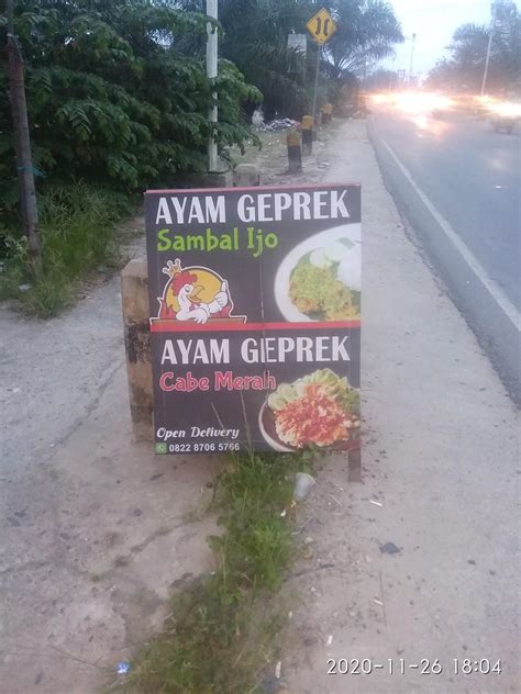 Ayam Geprek Sambal Ijo Restaurant Ujung Batu