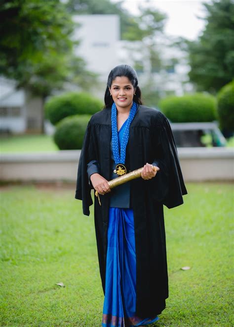 Dilakshi Bhagya On Linkedin Officially Graduated With A Second Class Upper Division In Bachelor