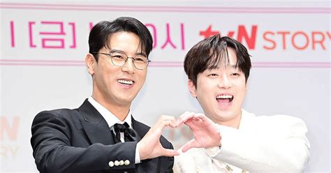 이건 잘생긴 케미 장민호 이찬원트롯 황태자들의 만남