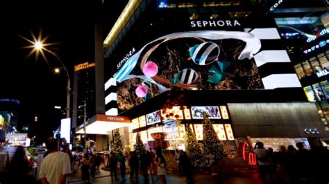 Sephora Malaysia Unwraps First Ever 3d Interactive Show This Holiday Season Marketing Interactive
