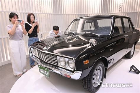 T 600과 브리사 복원 차량 전시 보러 왔어요~ 전자신문