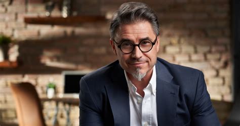 Subtle Behaviors That Make People Dislike You Immediately According To Psychology Jeanette