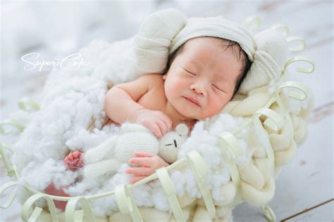 寶寶出生的第一個寫真！｜自然小清新風－新生兒寫真作品supercute寶寶親子寫真 Bassinet Decor Bed