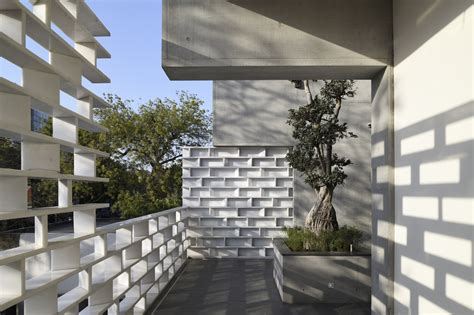 Gallery Of Swatantra Residence Spaces Architects Ka 3