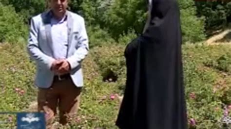 معرفی کسب درآمد میلیاردی از کشت گل محمدی بدون خار نماشا