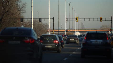 Засилен трафик по основните пътни артерии в страната Nova