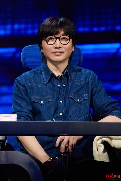 《青年π计划》今日首播，何炅、张亚东、李宇春感受锐气冲击音乐舞台玩家