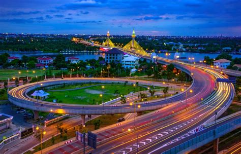 กรมทางหลวงชนบท เปิดไฟสะพานสวย ต้อนรับ ‘วันลอยกระทง