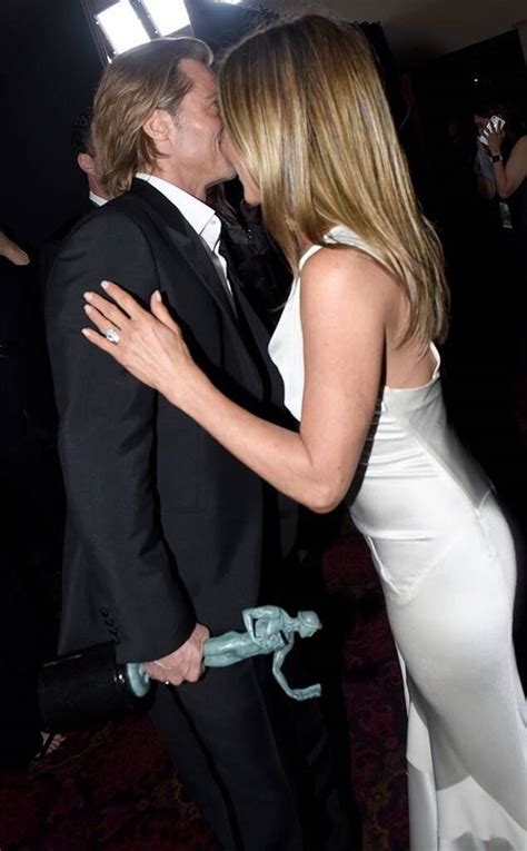 Sag 시상식에서 만난 브래드 피트와 제니퍼 애니스톤 인스티즈 Instiz 이슈 카테고리