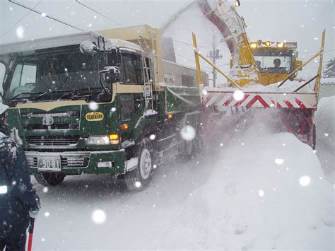 道路維持除雪業務 例年11月2月 タイヨウ株式会社