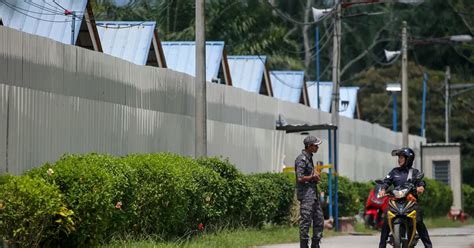 La Policía De Malasia Intensifica Su Operativo Para Capturar A Los