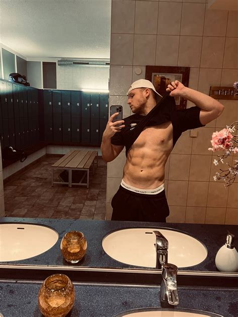 Gym Buddy Rgymbulge