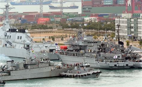 정옥근 전 해군참모총장 아들 윤연 전 사령관 체포