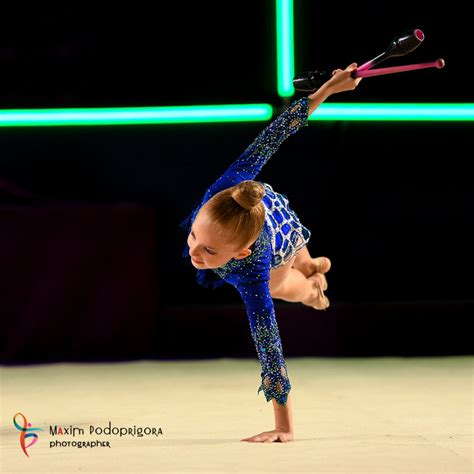 Найкращі із семисот криворізькі дівчата вибороли медалі на турнірі з гімнастики Krivbass City