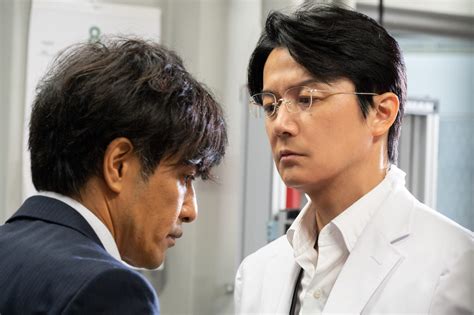（写真6 16枚目）福山雅治論──満ちて、欠けて、包み込む。福山雅治は、月の夜の白いあかり。 Qjweb クイック・ジャパン ウェブ