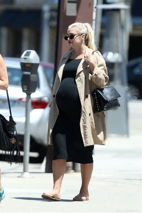 Pregnant Ashlee Simpson Kisses Evan Ross Pictures Popsugar Celebrity