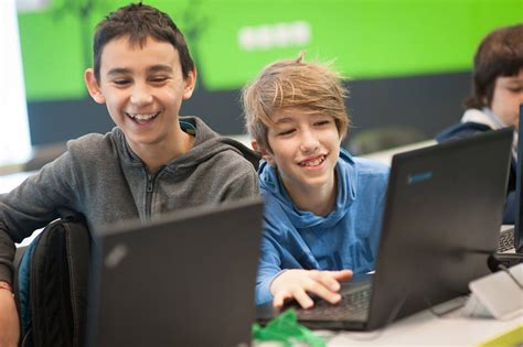 Курсове по програмиране и дигитални науки за 5 7 клас Училищна Телерик Академия