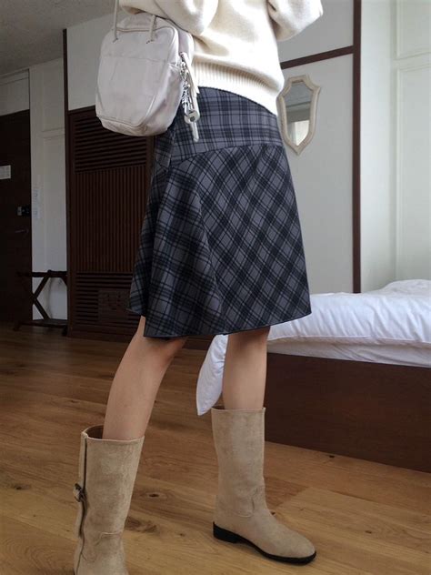 모브앤로지 레이어드 활용템 체크 빈티지 긱시크 언발 미디 스커트 2col