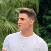 Victor Vivone Comissário De Bordo Na Latam Airlines Linkedin