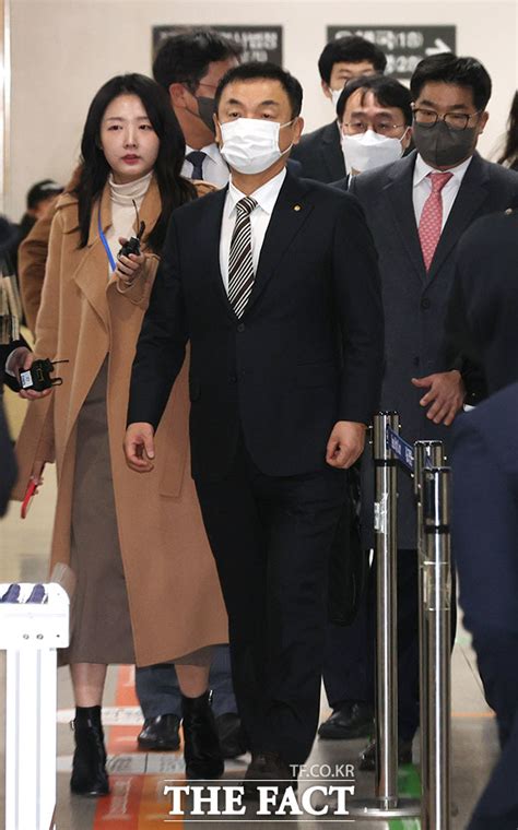 권오수 주가 조작 혐의 1심 선고 출석 포토 네이트 뉴스
