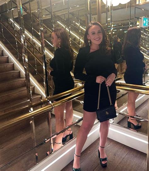 Corrie S Ellie Leach Is Far Cry From Faye Windass As She Glams Up For Night Out Daily Star
