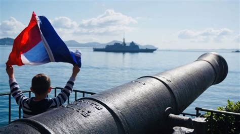 Lorraine Leaves Toulon For A Long Term Deployment Seawaves Magazine