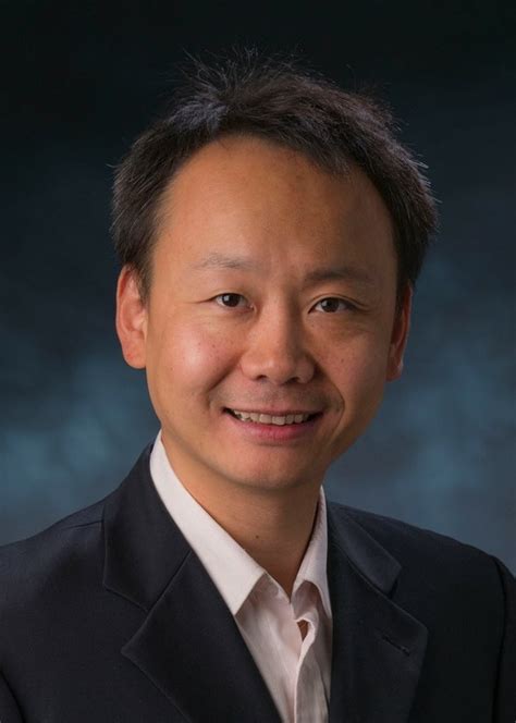 尹航 Phd 清华大学药学院