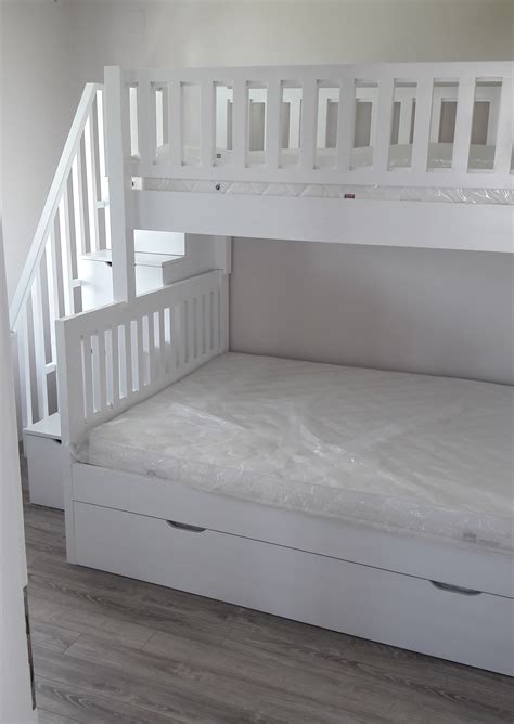 Спални и легла Мебели от дърво МЕЙД ин СОФИЯ Производство на мебели от дърво по поръчка