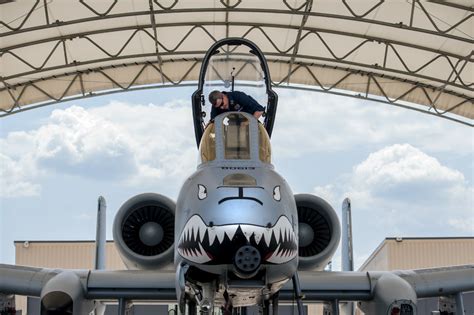 Stunning A 10 Thunderbolt Images Photos And Pictures Military Machine