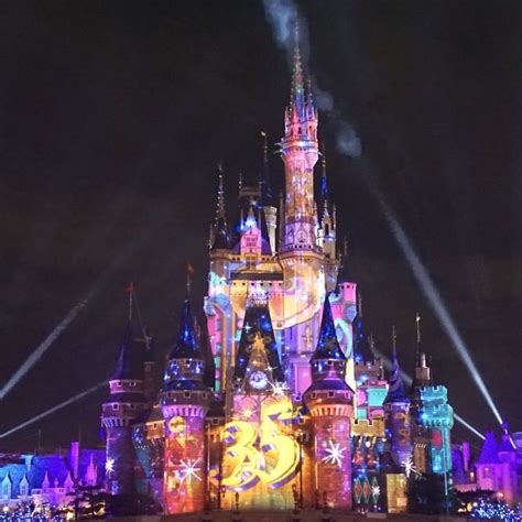 【tdr】壮大な夜の新プログラム。シンデレラ城が舞台の「celebration Tokyo Disneyland」の見どころ きれいの