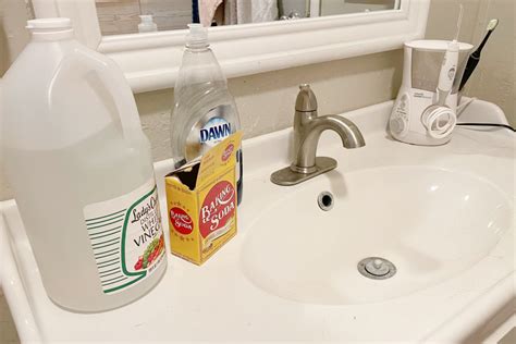How To Clean A Bathroom Sink Properly Lockdown Loo