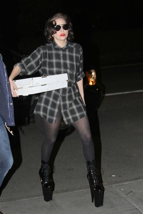 Dlisted Lady Gagas Friday Pizza Party