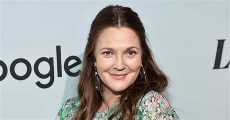 It S Most Liberating Drew Barrymore Reveals She Loves To Walk Around Naked When Home Alone