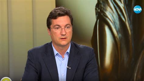 Крум Зарков Дебатът за закона за домашното насилие се замърсява от други удобни въпроси Nova