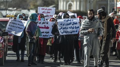 در روز جهانی محو خشونت علیه زنان، زنان افغانستان همچنان با انواع خشونت مواجه هستند