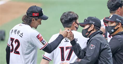 Kt로 돌아온 의리남 쿠에바스 다른 Kbo리그 팀의 영입 제의 거절