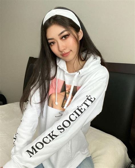 Pin On Canadian Actress