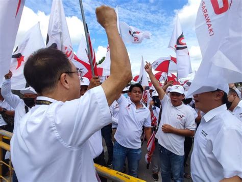 Lanang In Ge15 Ching Yong Knocks But Alice Asks Voters To Stick With Her For Third Term