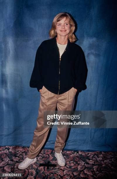 1373 Courtney Thorne Smith Photos And High Res Pictures Getty Images