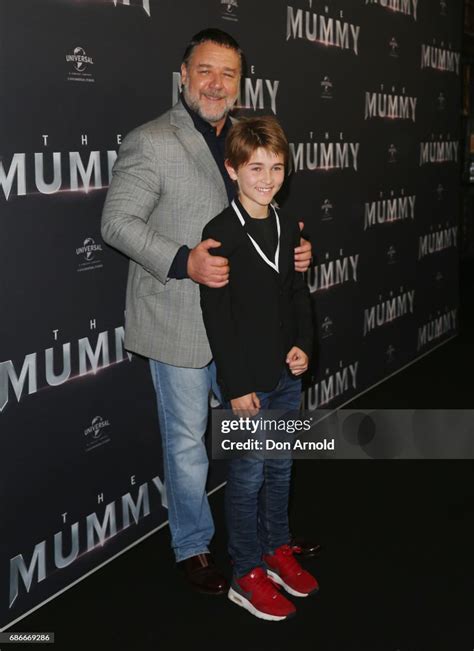 Russell Crowe And Tennyson Spencer Crowe Arrive Ahead Of The Mummy