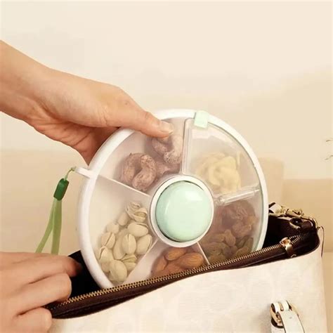 Rotating Snack Container Pillownap™