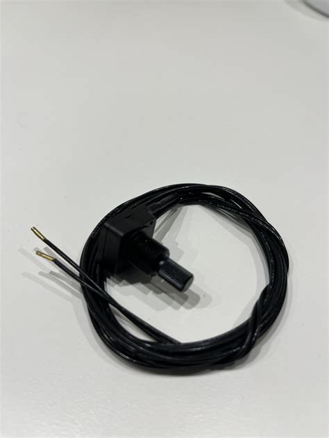 Metallic Potentiometer By Estiluz — Estiluz