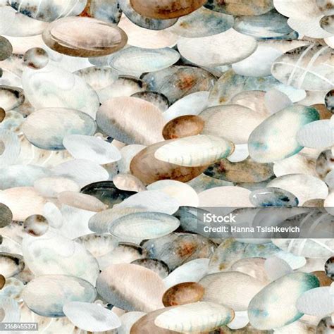 여러 가지 빛깔의 바다 자갈 파스텔 색상의 수채화 그림입니다 그림은 손으로 그린 것입니다 카드 스크랩북 벽지 및 직물에 적합합니다 해변에 대한 스톡 벡터 아트 및 기타