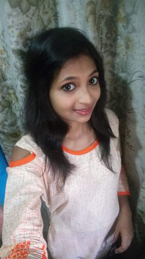 Pin On Selfie Girls