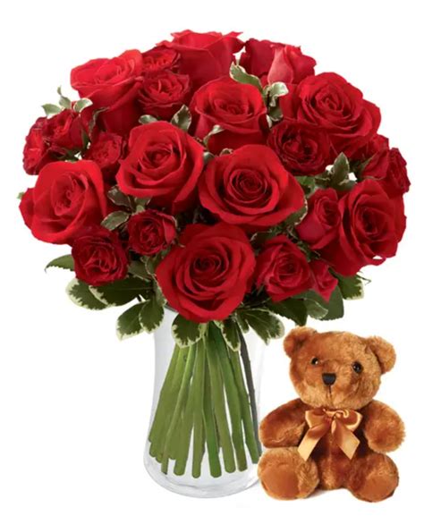 24 Rose In Combo Box Roses Florist