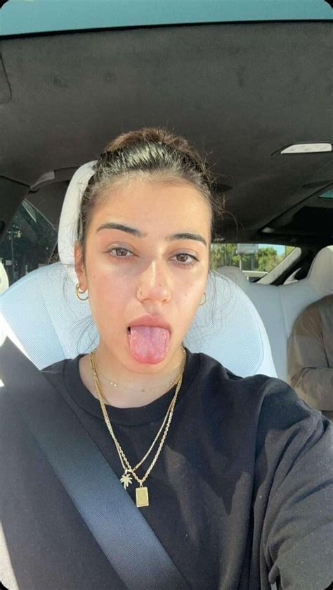 Sara Safari Rjerkofftoceleb