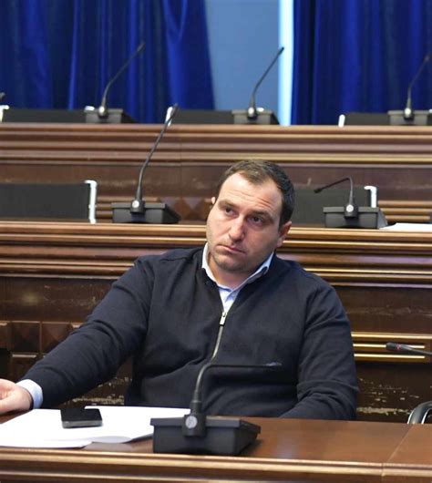 ირაკლი კირცხალია როდესაც დღეს ჩვენი ოპონენტები რუსეთთან ურთიერთობებზე საუბრობენ საზოგადოებას